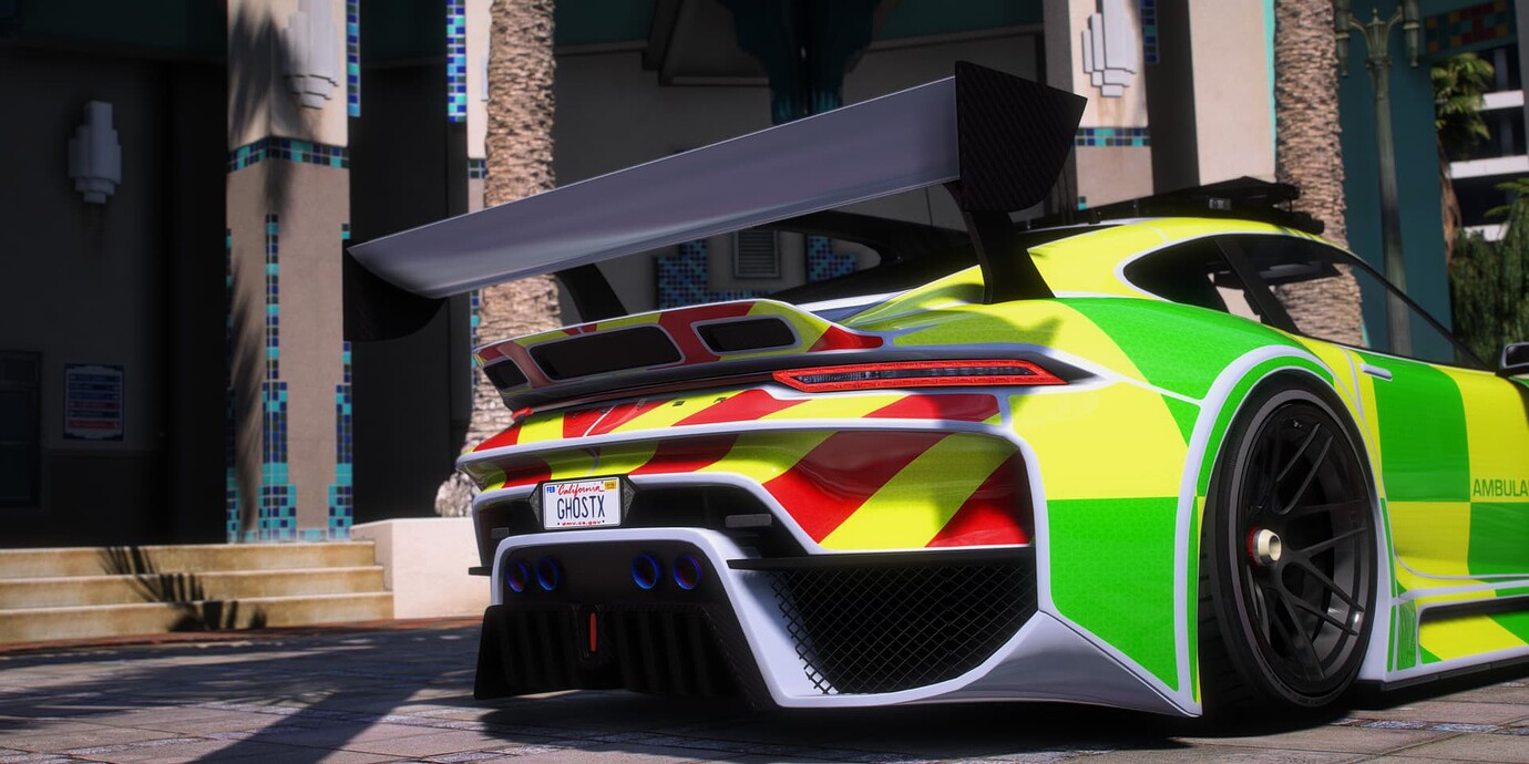 UK Ambulance Pack - ELS AND NON ELS Versions - FiveM Releases - Cfx.re ...