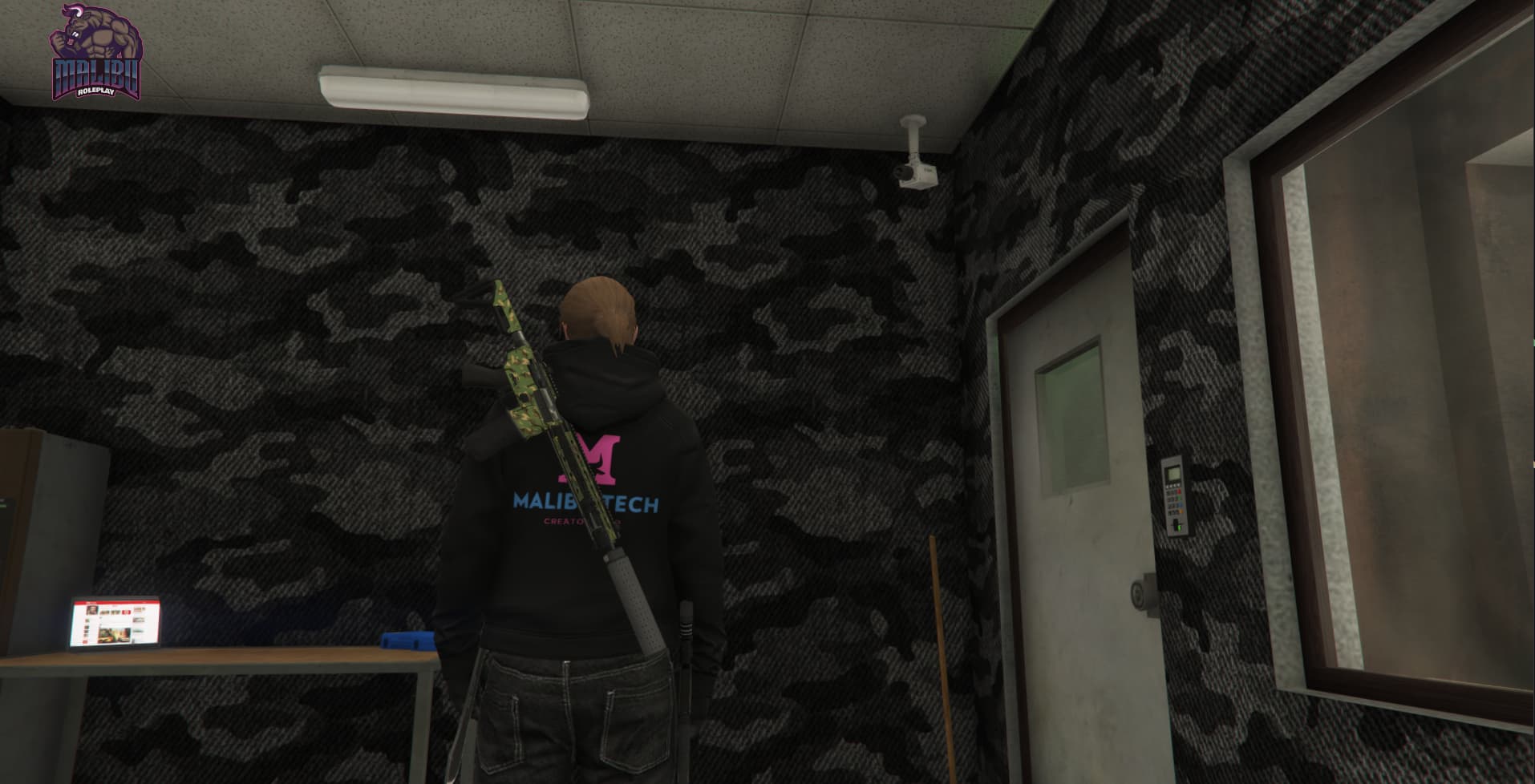 [FREE] [ESX/OX/QB] MBT MALISLING (Attached weapons, Flashlights, Jamming, Weapon Drop/Throw ...