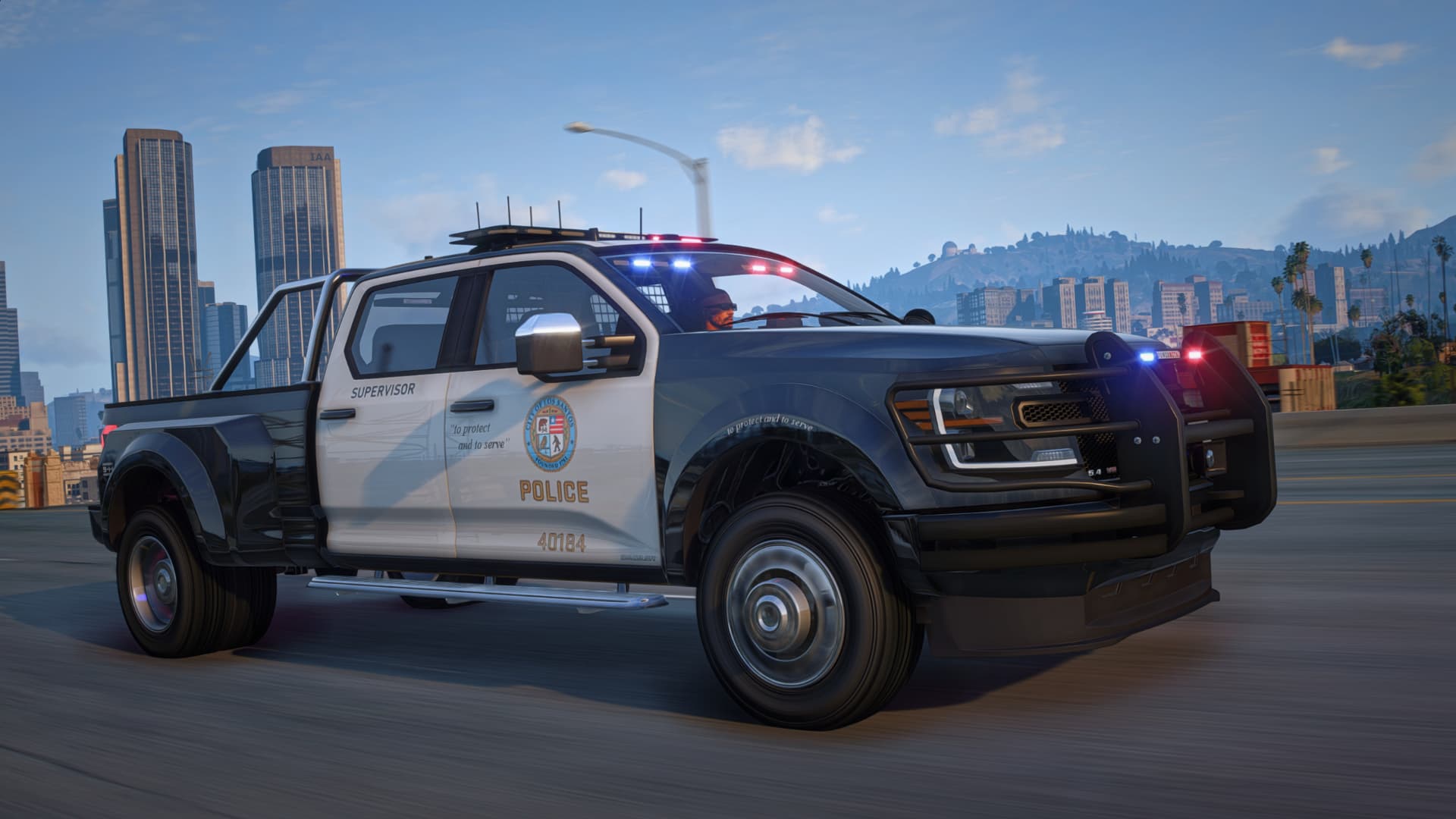 Lore-Friendly New Series Police Sadler LT-450 Super Duty - FiveM ...