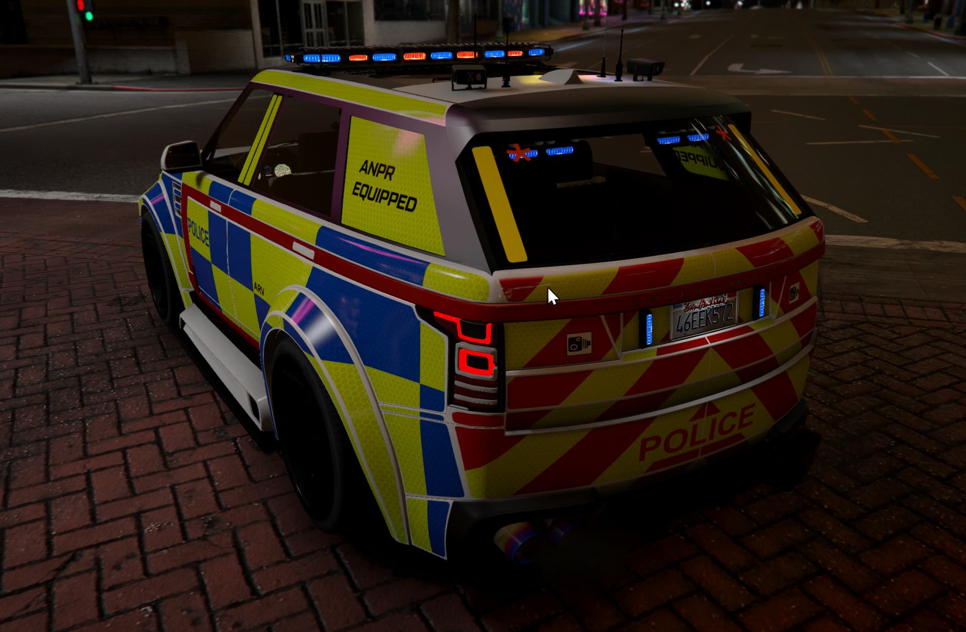 Baller Widebody Police Marked UK - FiveM Releases - Cfx.re Community
