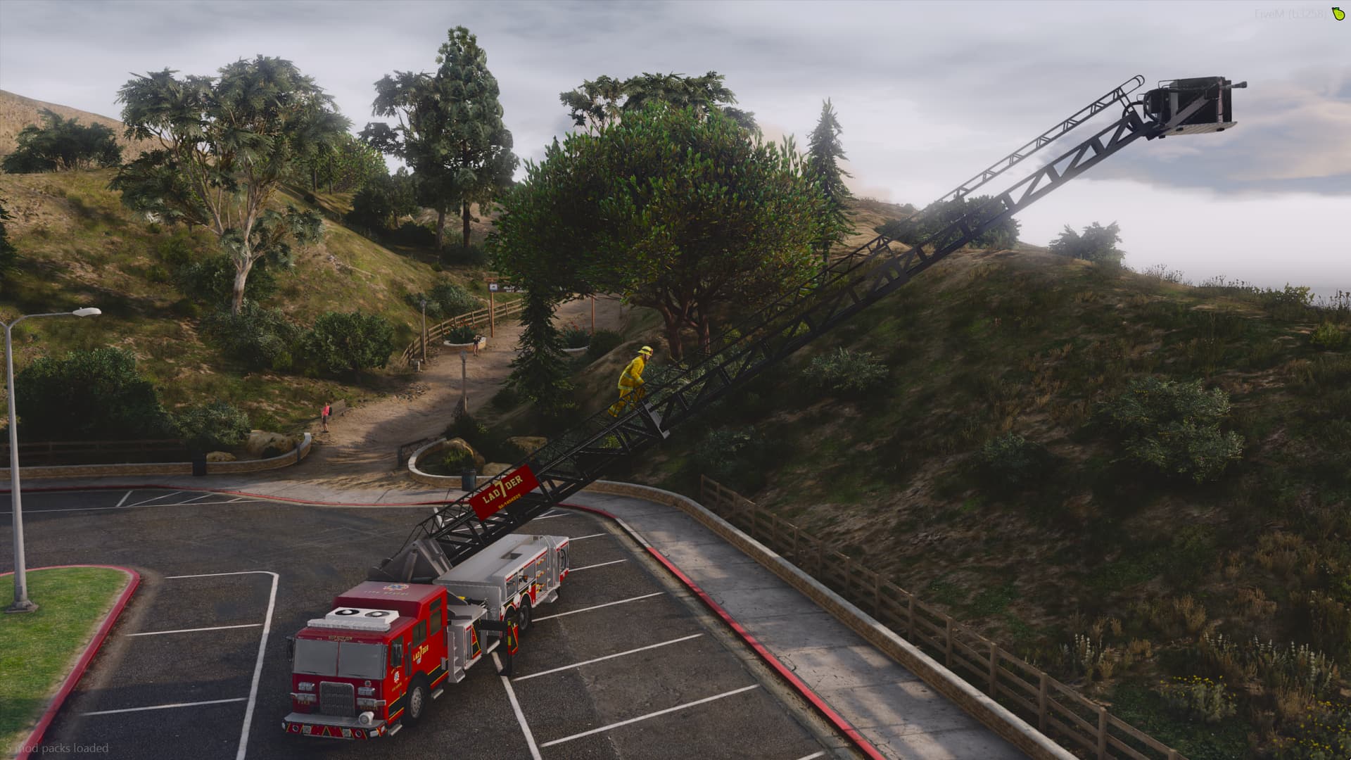 Lore mid-mount ladder firetruck - FiveM Releases - Cfx.re Community